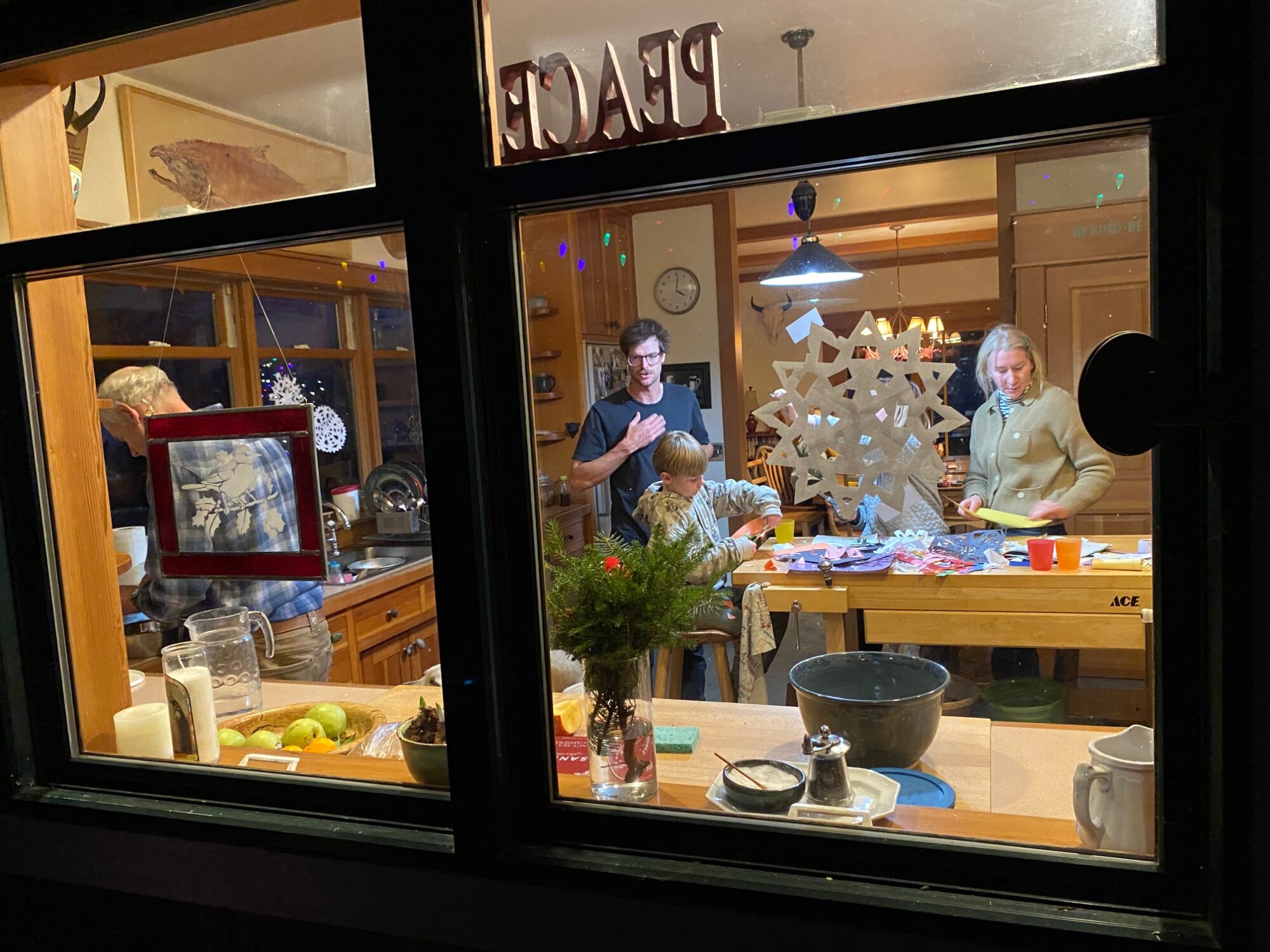 Paper flakes | Heather Lende